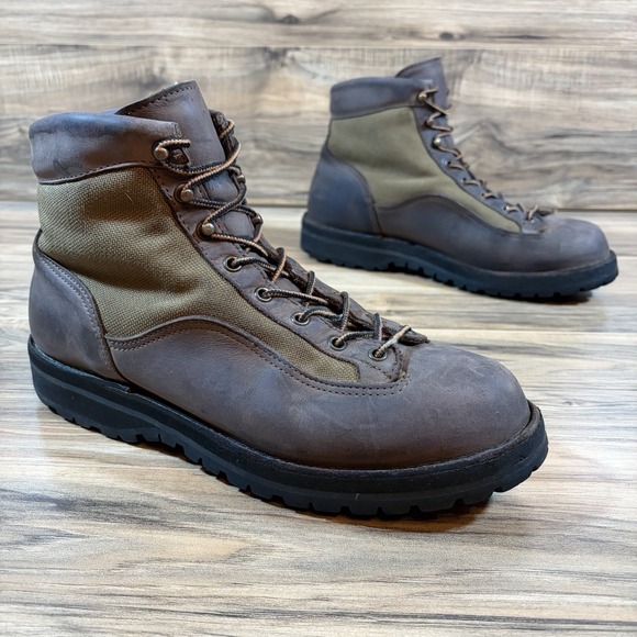 Danner | Shoes | Danner Light Ii Mens 95 D Brown Gtx Waterproof Hiking ...
